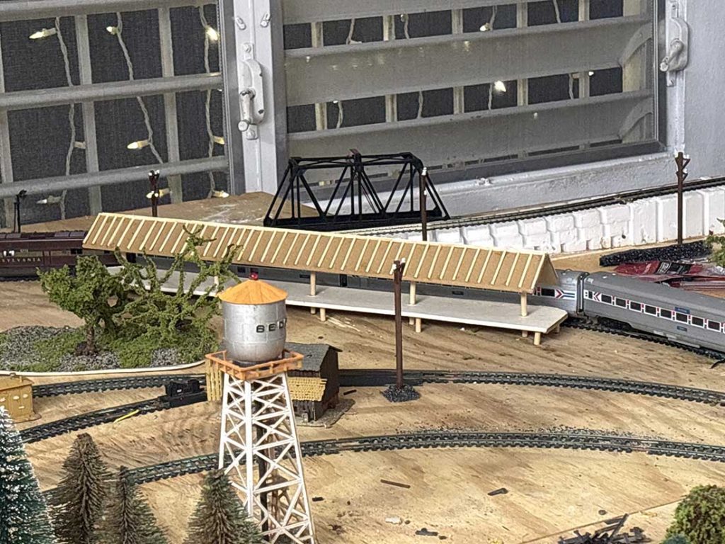 Model train coffee table - Brian's - Model railroad layouts plansModel ...