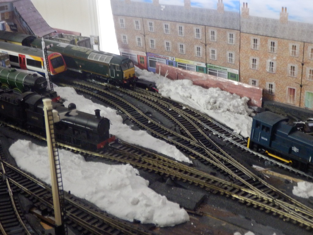 Mike's winter layout - Model railroad layouts plansModel railroad ...