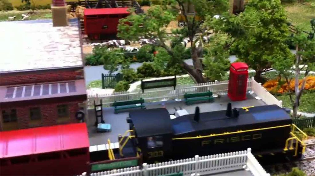 John's video of his first layout - Model railroad layouts plansModel ...