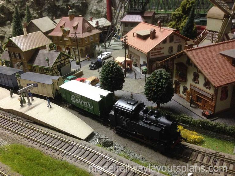 Swiss model train layouts - Peter's - Model railroad layouts plansModel ...
