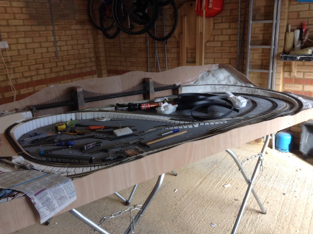 Hornby 8x4 track plan - Model railroad layouts plansModel railroad ...