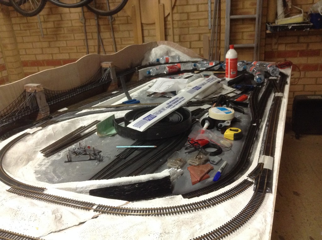 Hornby 8x4 track plan - Model railroad layouts plansModel railroad ...