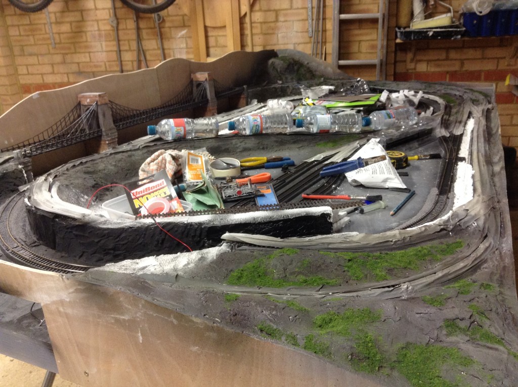 Hornby 8x4 track plan - Model railroad layouts plansModel railroad ...