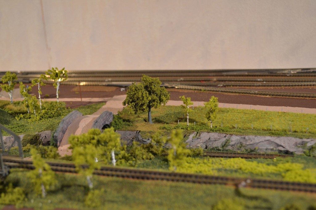 Z scale train layouts - Model railroad layouts plansModel railroad ...