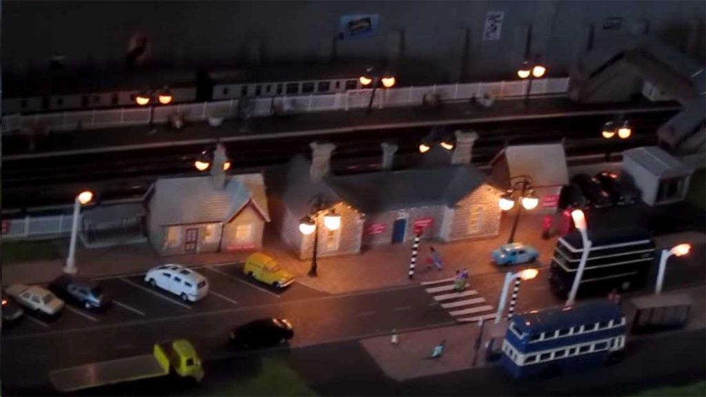 Peco N scale - Eric's layout - Model railroad layouts plansModel ...