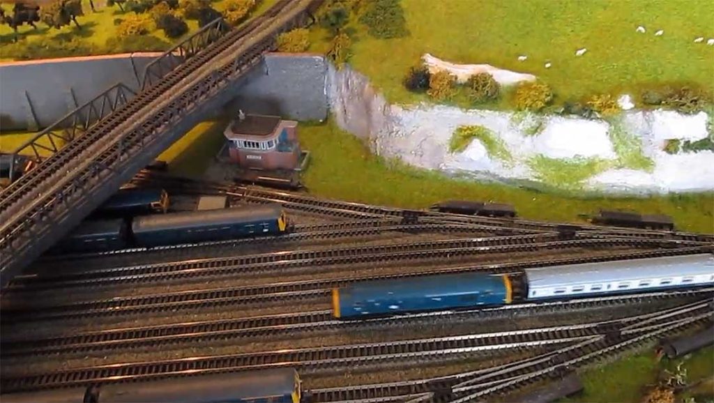 English N scale train layouts - Model railroad layouts plansModel ...
