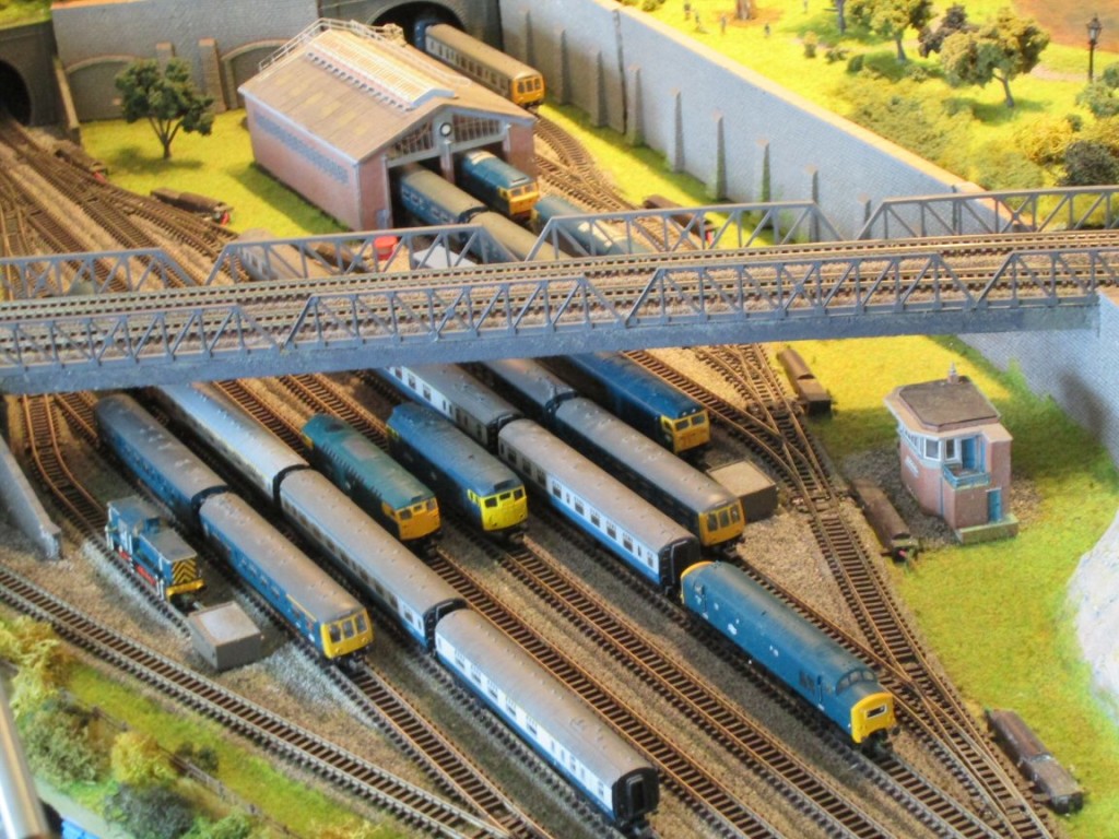 Peco N scale - Eric's layout - Model railroad layouts plansModel ...