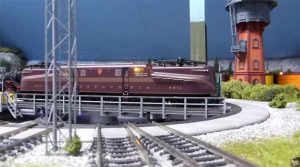 HO scale DCC locomotives with sound - Jim's - Model railroad layouts ...