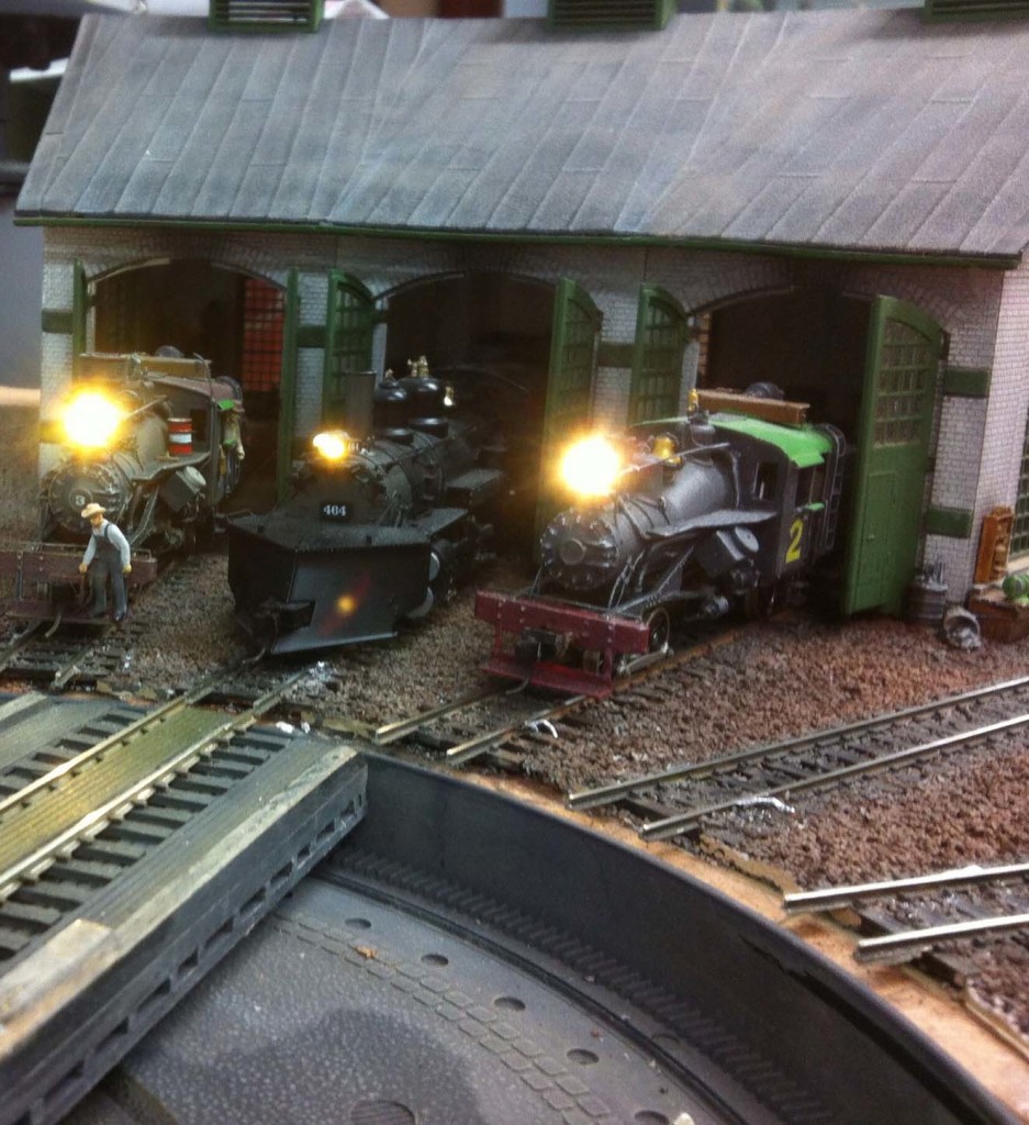 HO scale vintage engine house - Brian's - Model railroad layouts ...