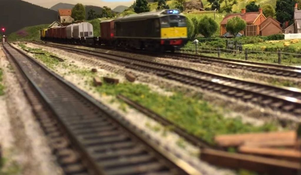 British model train - Rob's - Model railroad layouts plansModel ...