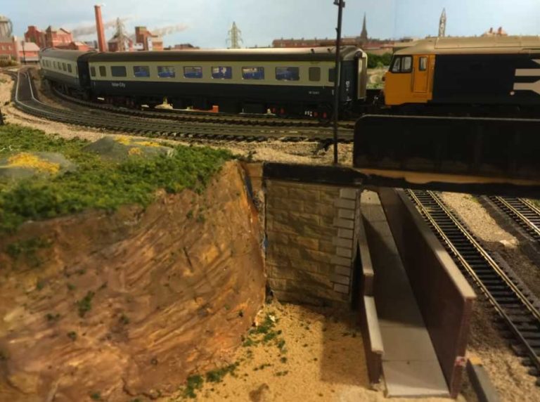 British model train - Rob's - Model railroad layouts plansModel ...