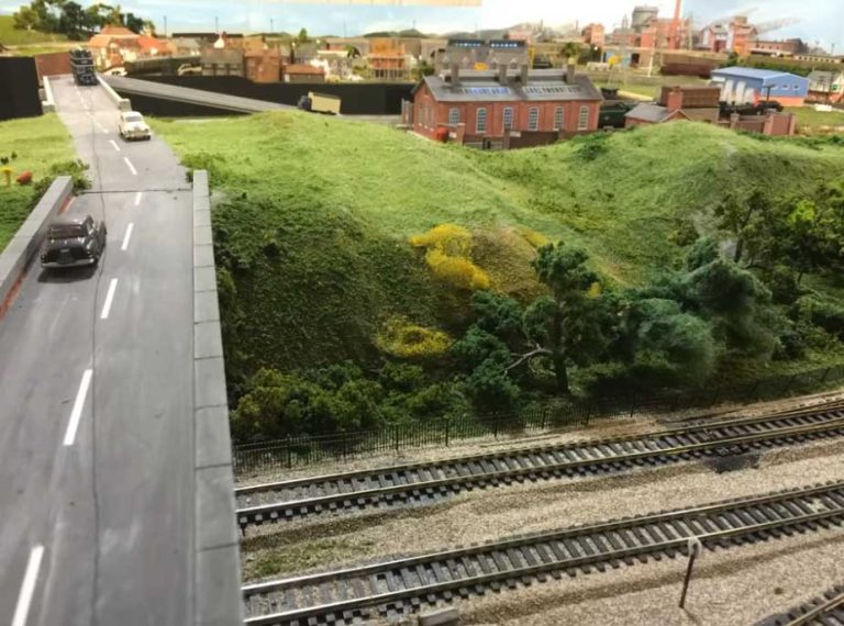 British model train - Rob's - Model railroad layouts plansModel ...