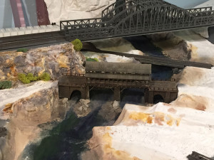 How to make water for model railroad - Model railroad layouts ...