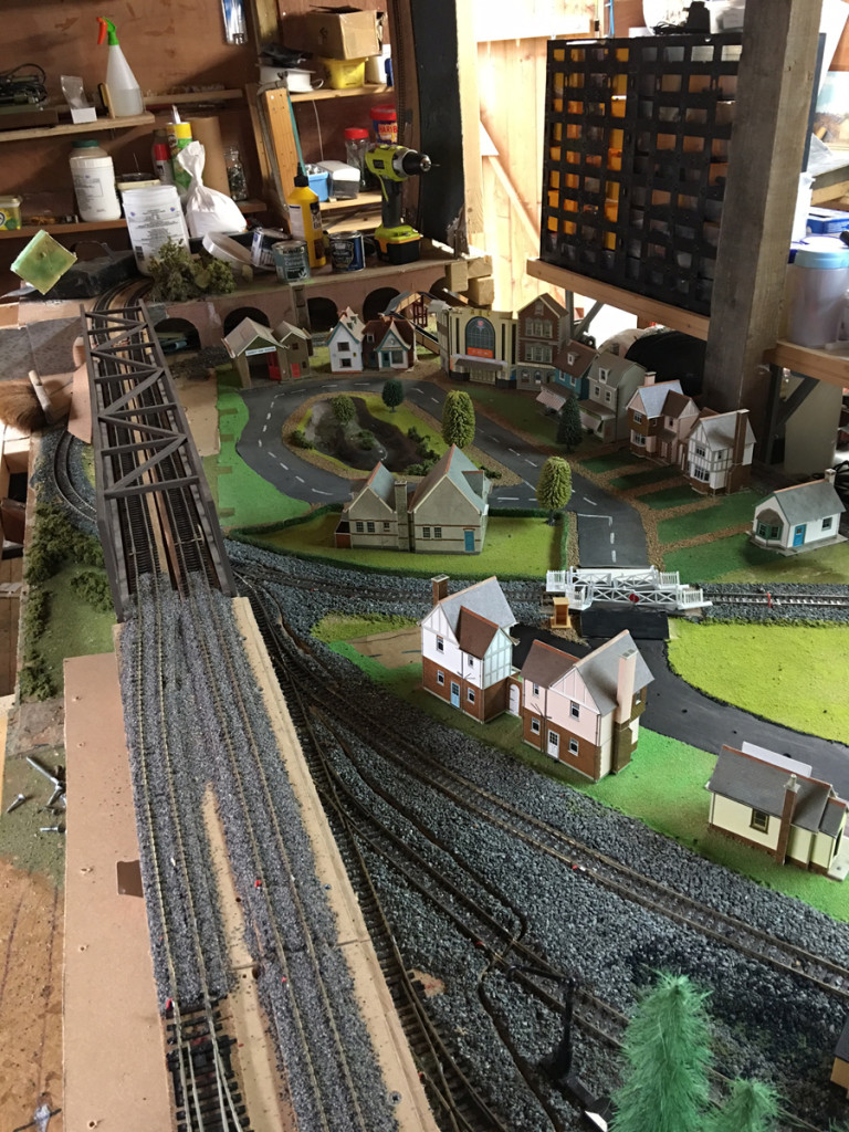 Model railroad pond - Model railroad layouts plansModel railroad ...