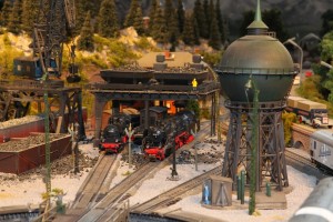 How to build a model train mountain - Model railroad layouts plansModel ...