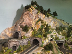 Making mountains for model trains - Model railroad layouts plansModel ...