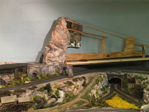 Making mountains for model trains - Model railroad layouts plansModel ...