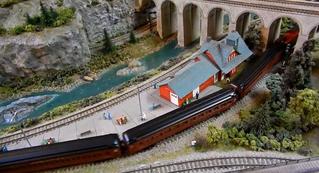 N scale train sets - Arnie's - Model railroad layouts plansModel ...
