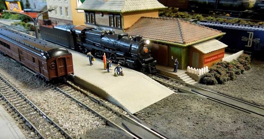 N scale train sets - Arnie's - Model railroad layouts plansModel ...