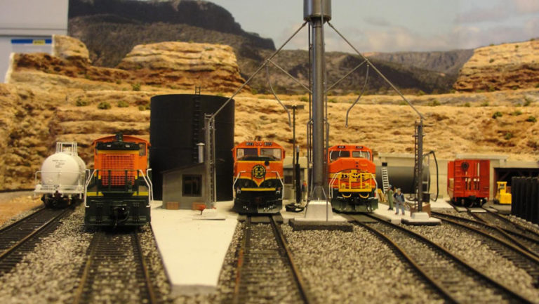 Model railroad mountains - Jim's - Model railroad layouts plansModel ...