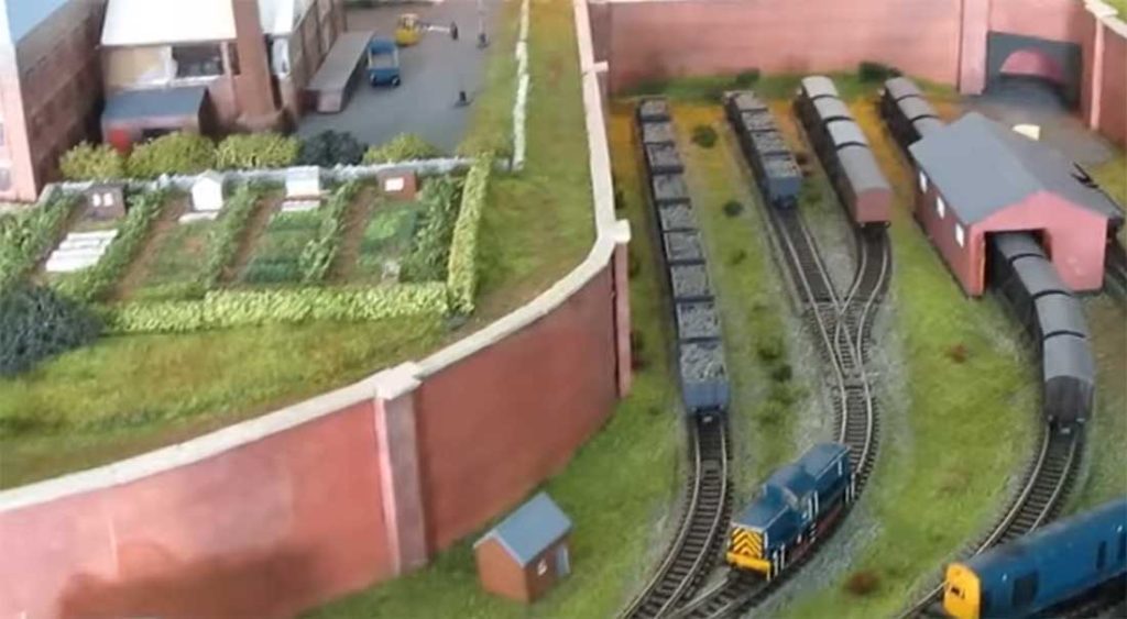 N gauge British railway modelling - Eric's - Model railroad layouts ...