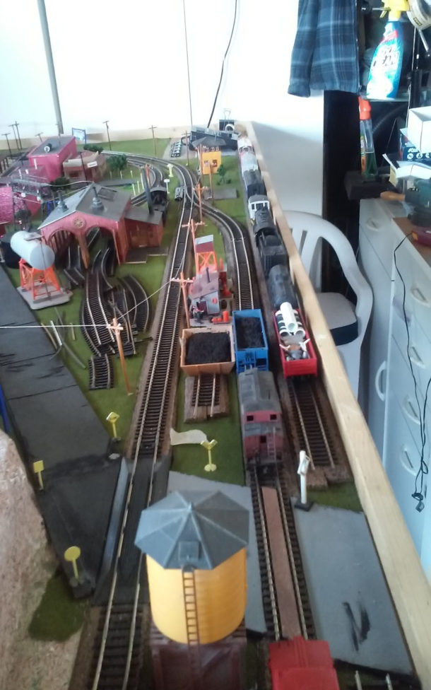 HO scale 5x9 layout - Chris's - Model railroad layouts plansModel ...