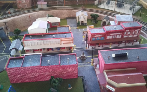 HO scale 5x9 layout - Chris's - Model railroad layouts plansModel ...