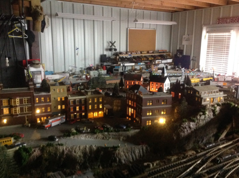 Leo's stunning layout - with airport! - Model railroad layouts ...