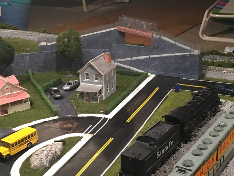 Rick's 4x8 HO layout update - Model railroad layouts plansModel ...