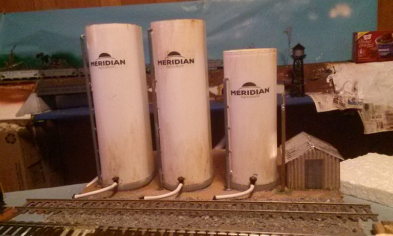 HO scale storage tanks - Model railroad layouts plansModel railroad ...