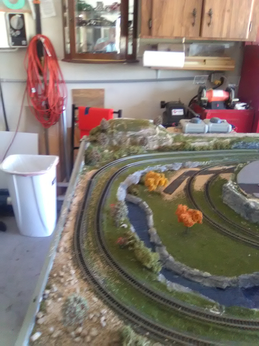 Lewis' N scale 3x6 layout - Model railroad layouts plansModel railroad ...