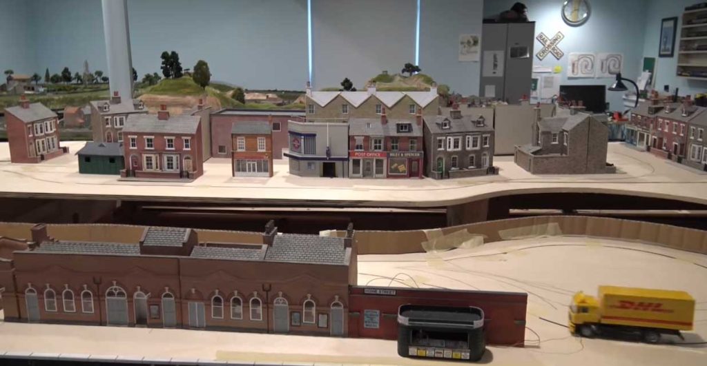 Faller road - Rob's adds one to his layout - Model railroad layouts ...