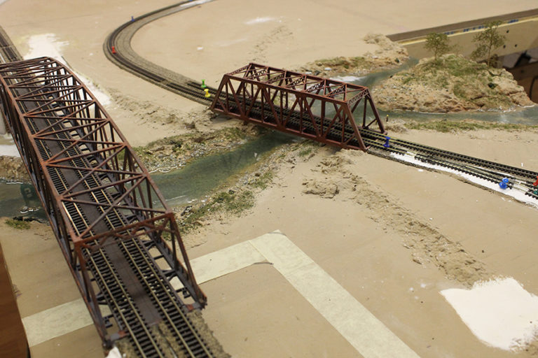 Double track N scale bridge - Model railroad layouts plansModel ...