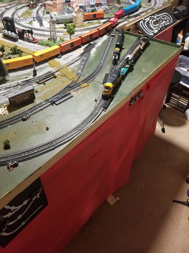 HO scale track platform - Model railroad layouts plansModel railroad ...