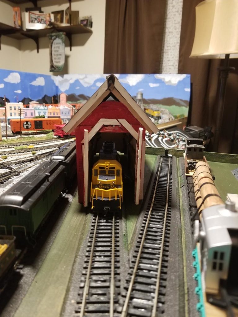 HO scale track platform - Model railroad layouts plansModel railroad ...