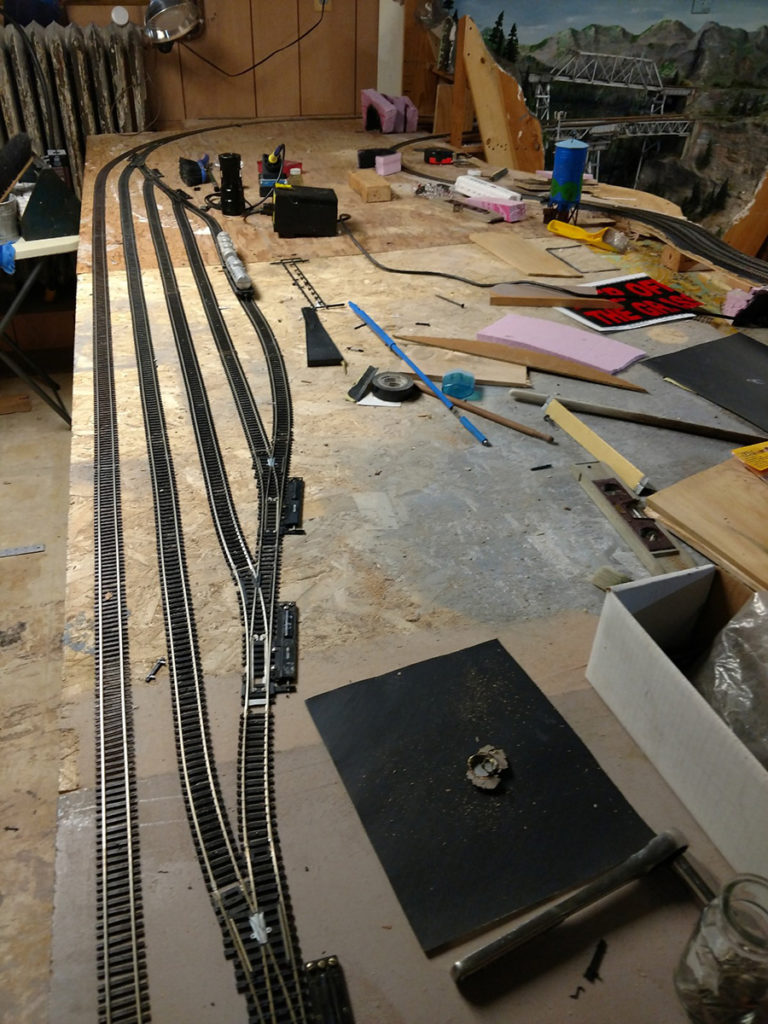 HO mining layout - John's - Model railroad layouts plansModel railroad ...