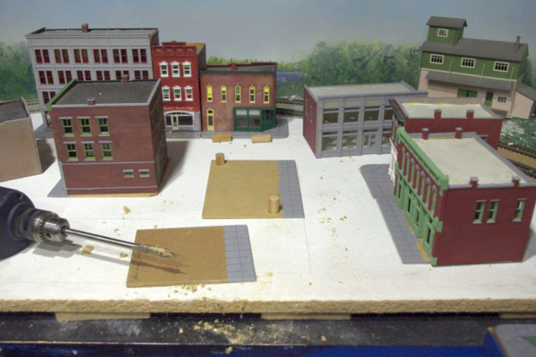 Model train LED lights - Model railroad layouts plansModel railroad ...