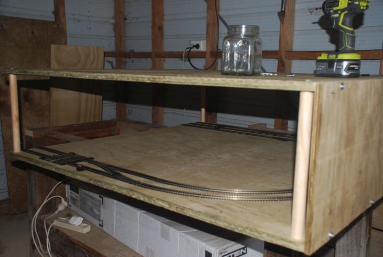 Portable model train tables - Model railroad layouts plansModel ...