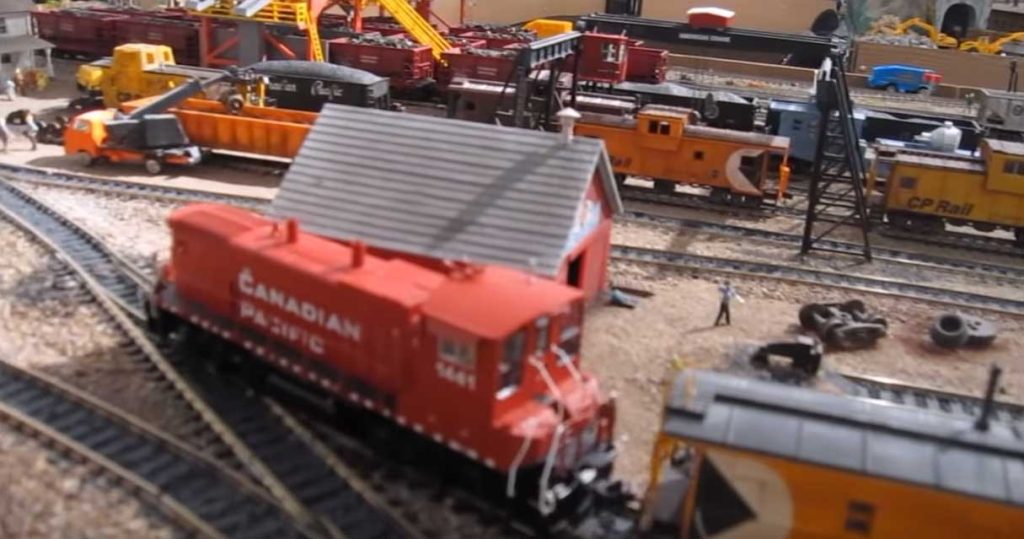 HO scale dcc locomotives - Jim's - Model railroad layouts plansModel ...