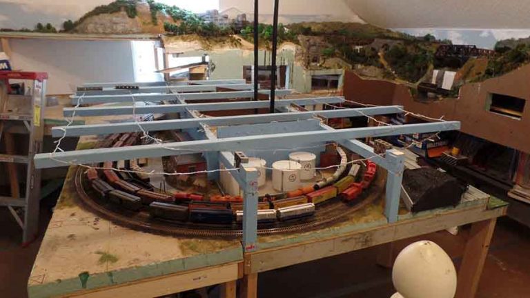 HO scale oil storage tanks - Model railroad layouts plansModel railroad ...