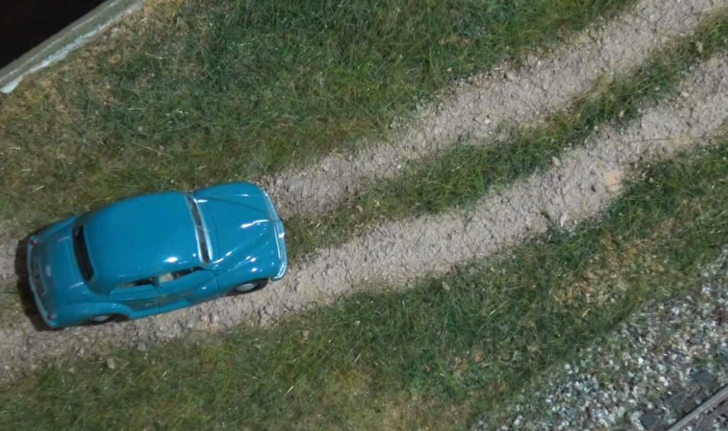 How to make a model train dirt road - Model railroad layouts plansModel ...