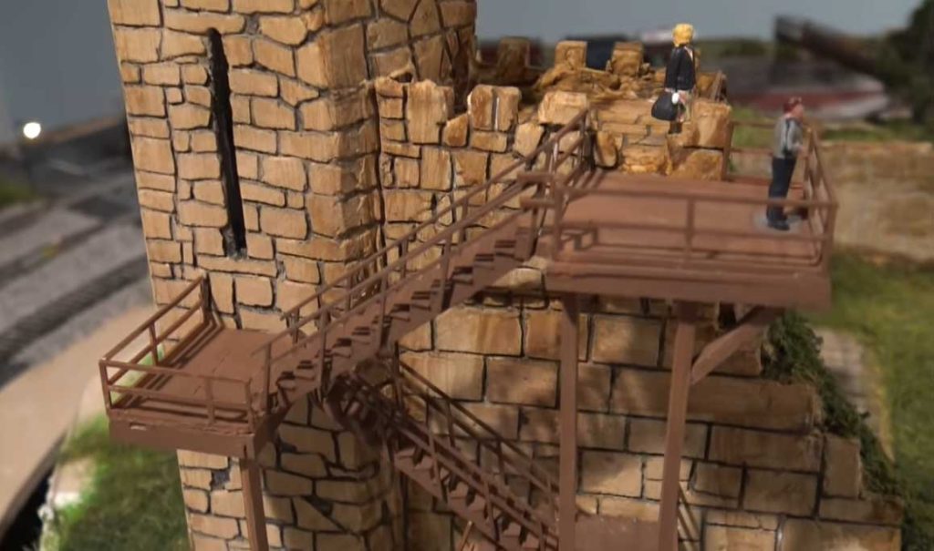 Model train level crossing - Model railroad layouts plansModel railroad ...