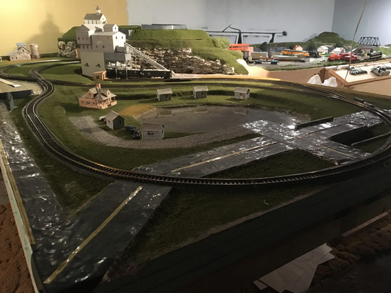 Realistic model water - Model railroad layouts plansModel railroad ...