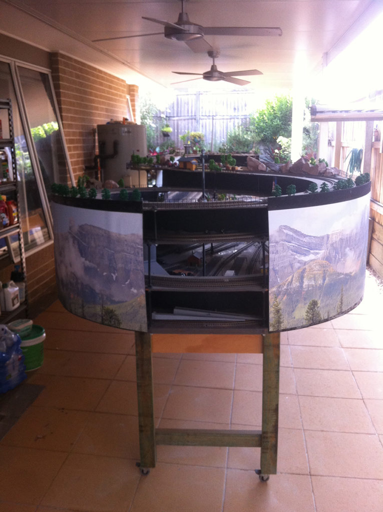 HO scale helix double track - Model railroad layouts plansModel ...