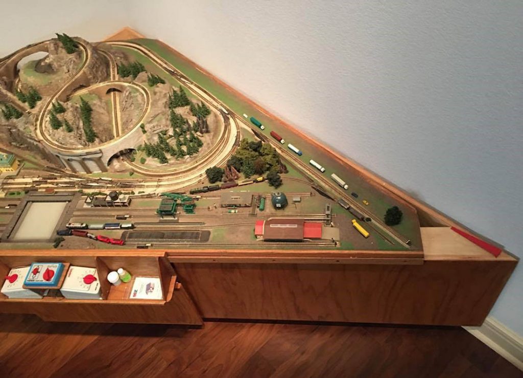 Union Pacific locomotives HO scale - Model railroad layouts plansModel ...