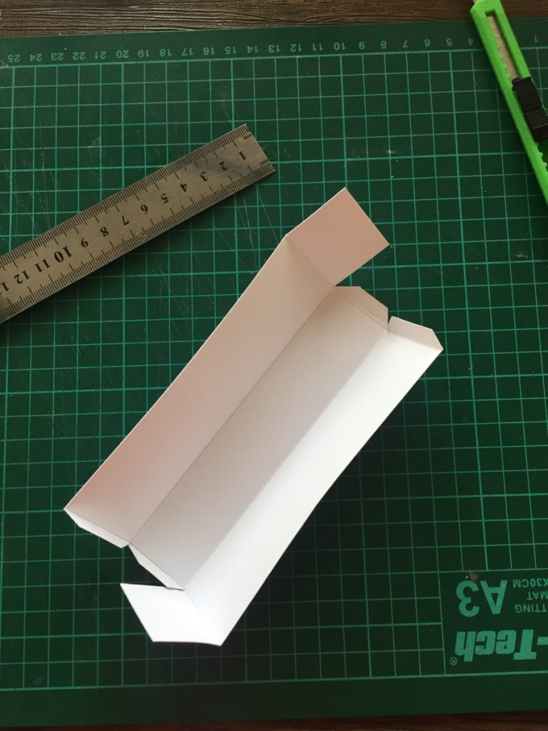 Making a shipping container for your model railroad - Model railroad ...