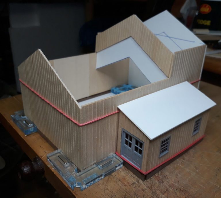 HO scale harbor small warehouse - Model railroad layouts plansModel ...