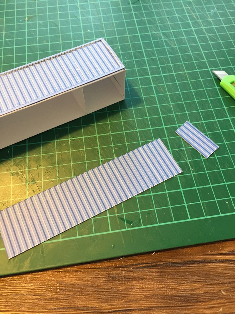 Making a shipping container for your model railroad - Model railroad ...