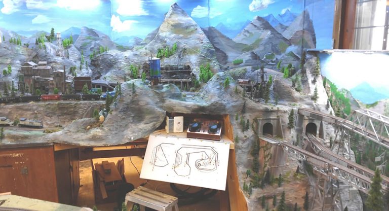 HO scale mining structures - Model railroad layouts plansModel railroad ...