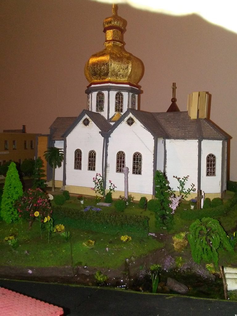 HO scale church - Model railroad layouts plansModel railroad layouts plans